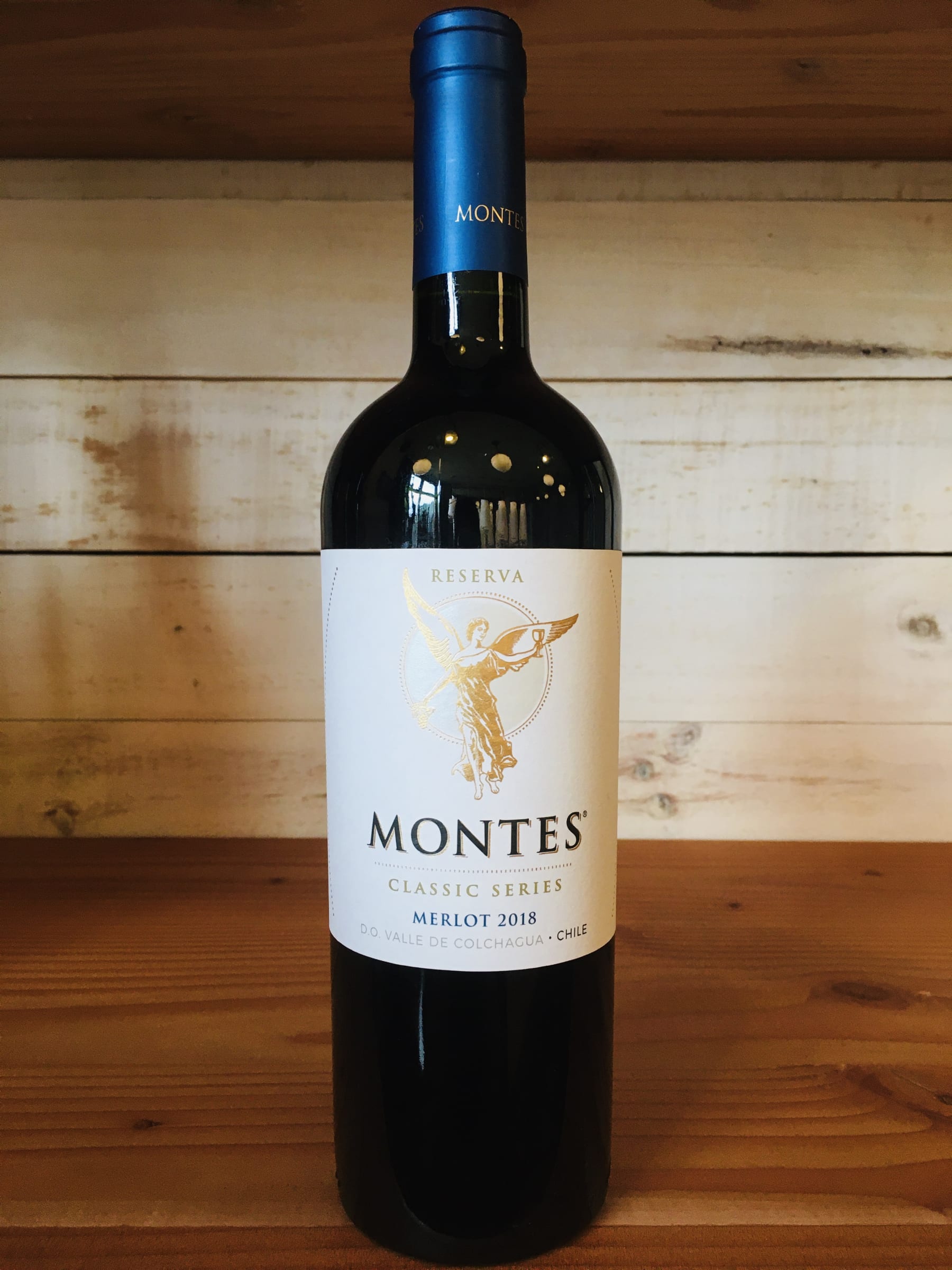 Montes Classic Series Merlot 750cc | Wine & Market Patagonia - Tienda ...