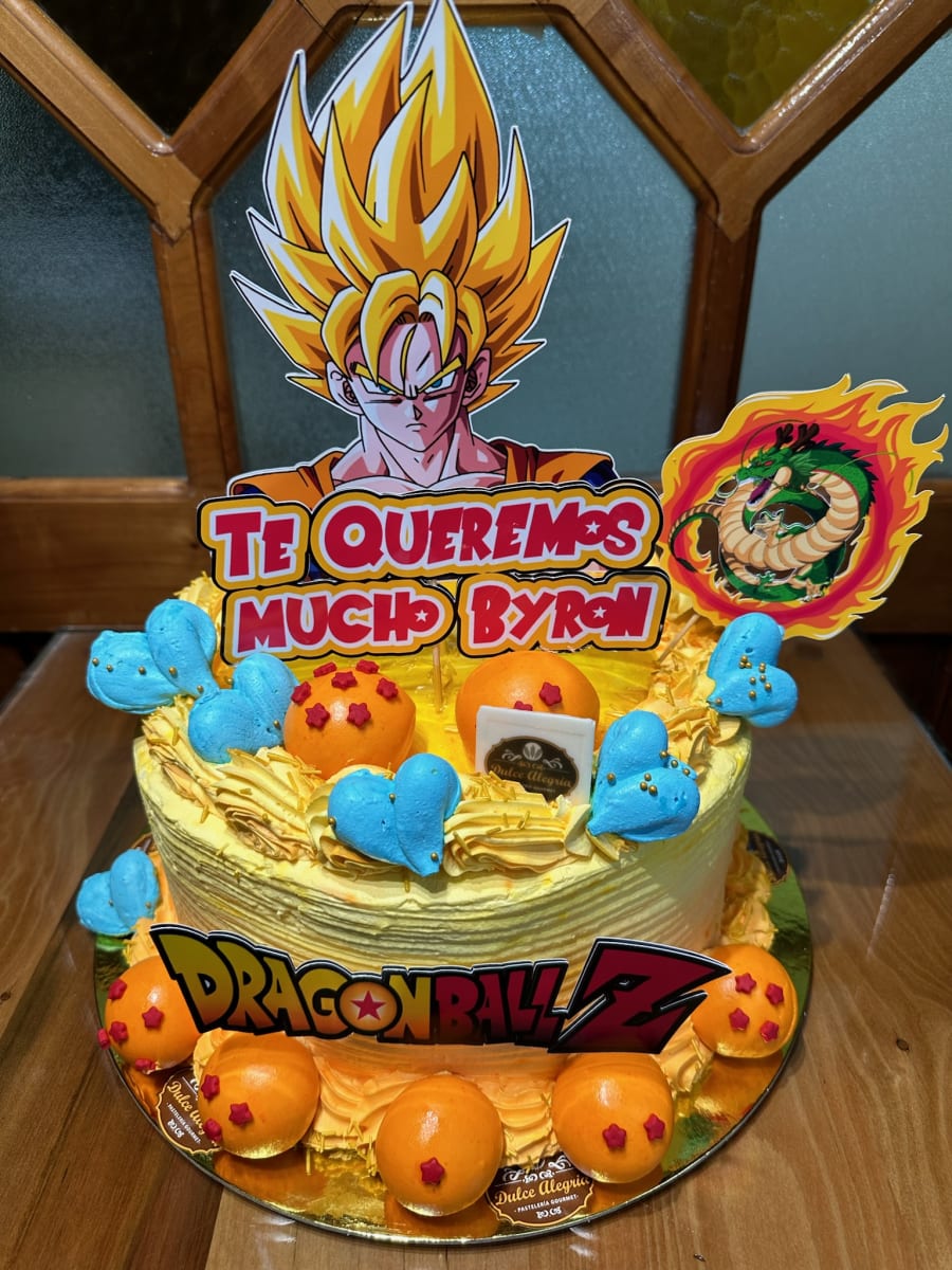 Torta Temática DBZ | Pastelería Dulce Alegría