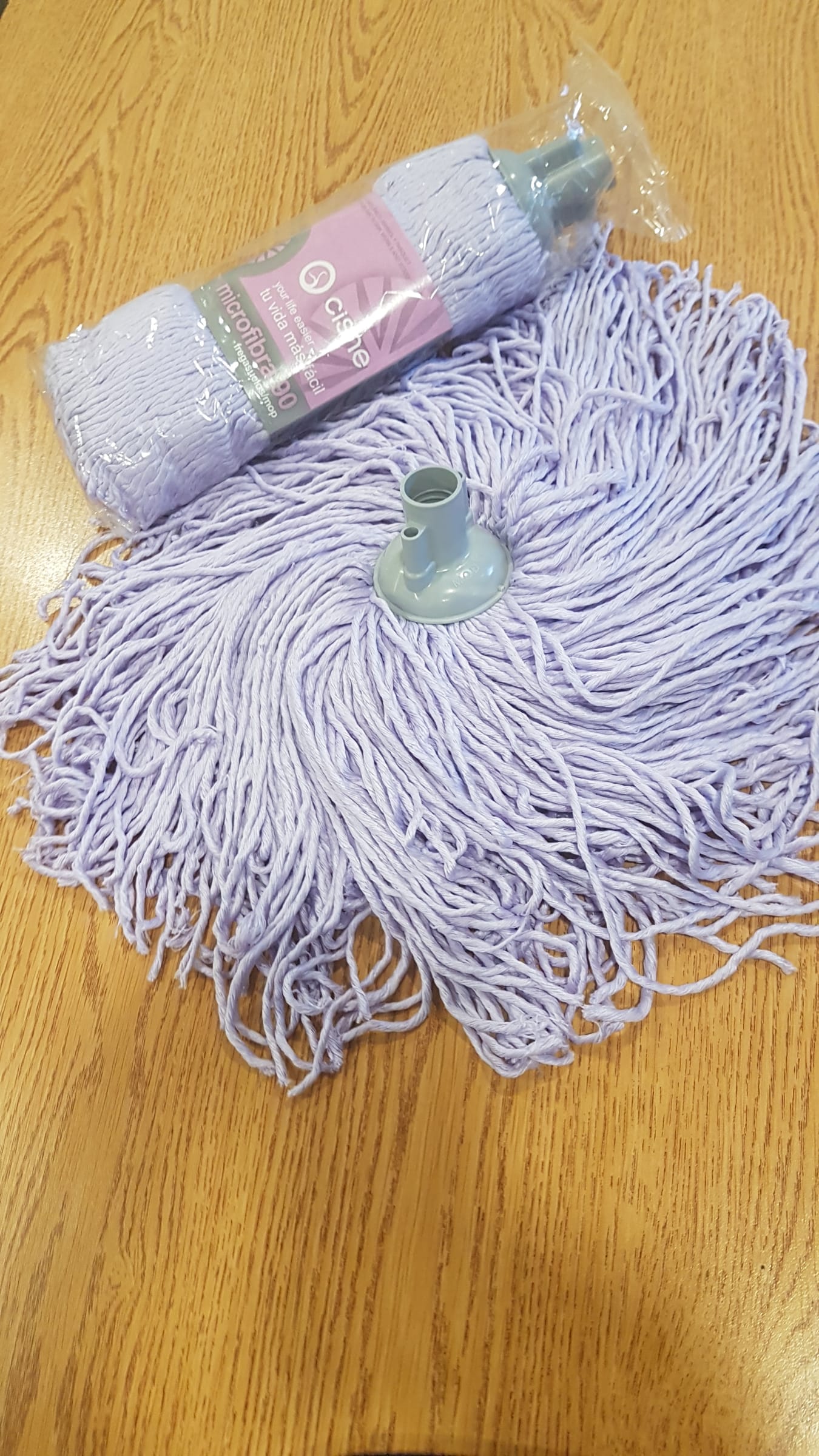 MOPA HUMEDA MICROFIBRA LILA 150 GRS CISNE | A Movasa