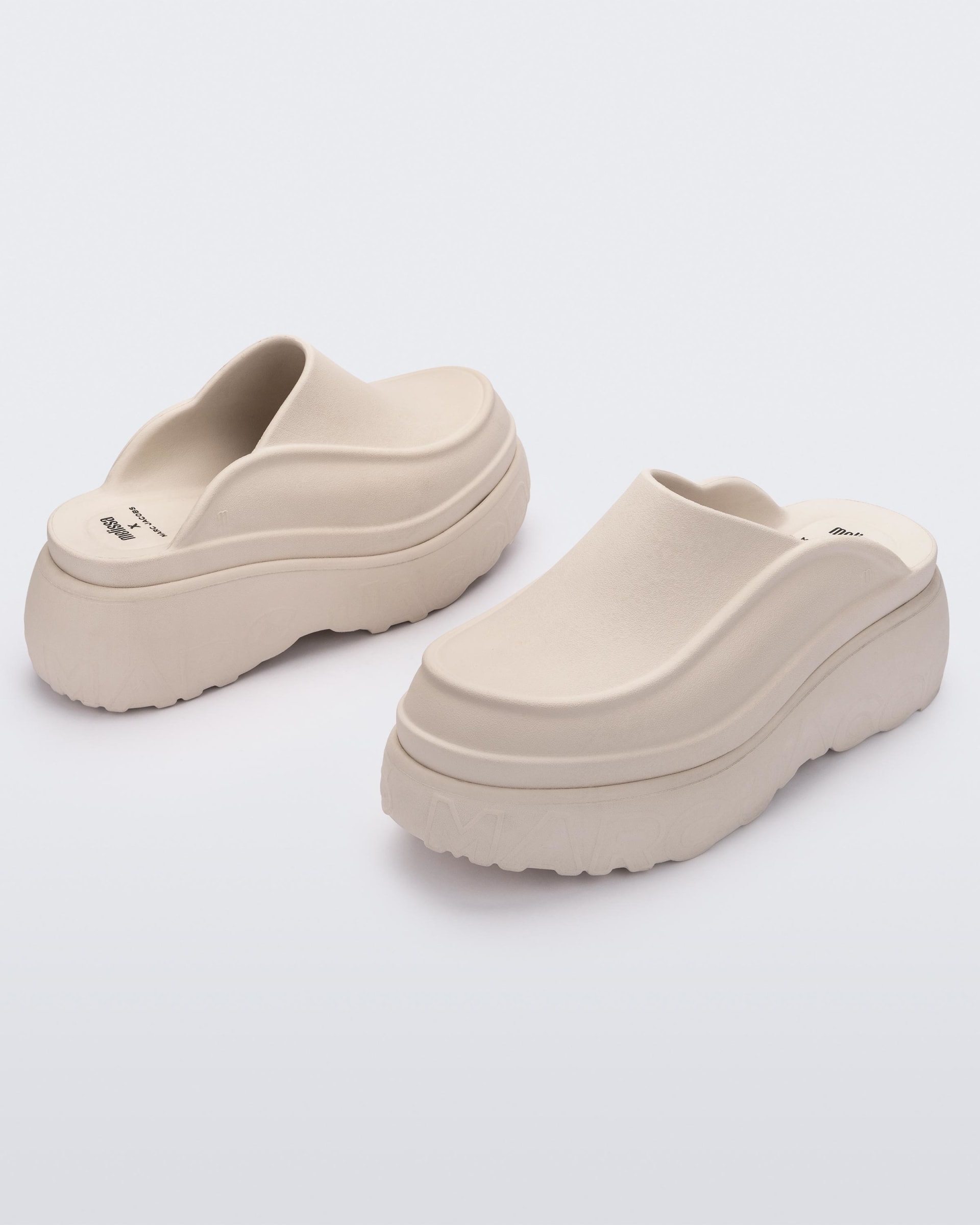 MELISSA CLOG + MARC JACOBS AD BEIGE | Melissa