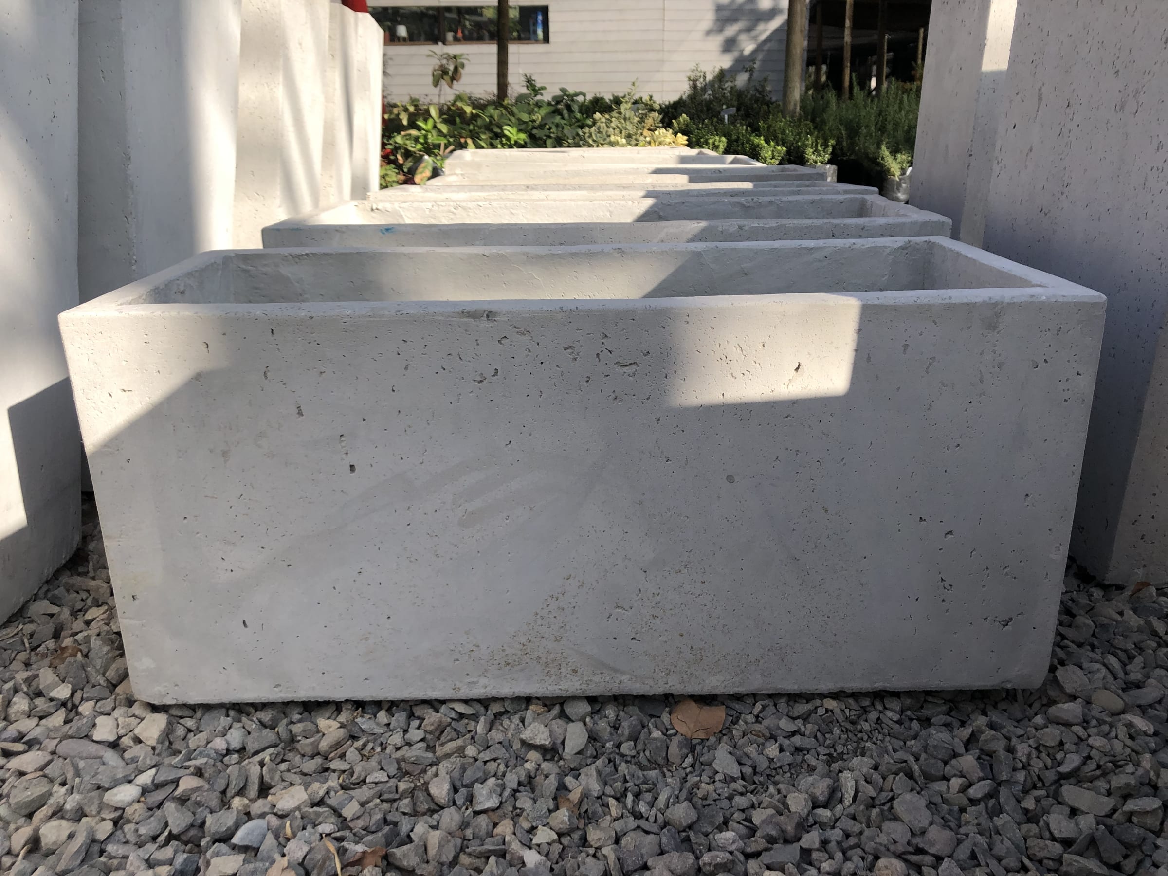 Macetero Cemento Jardinera de 35x35x80 | Viveros y Jardines Araucano