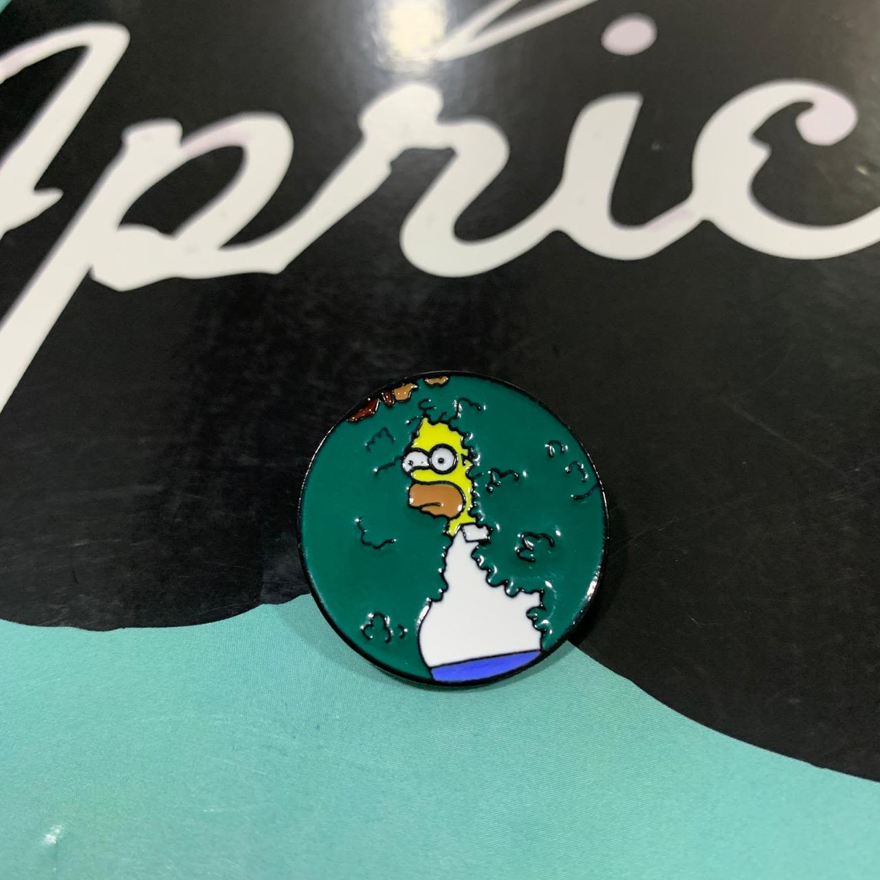 PIN HOMERO PASTO - LOS SIMPSONS | Apricot