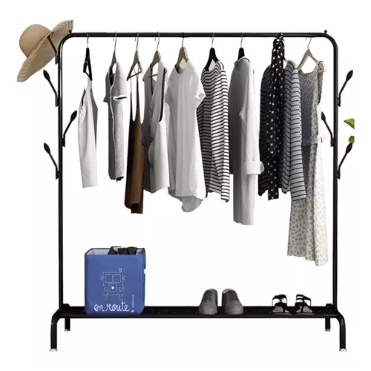Perchero Metálico Exhibidor De Ropa con ganchos | Casaliving