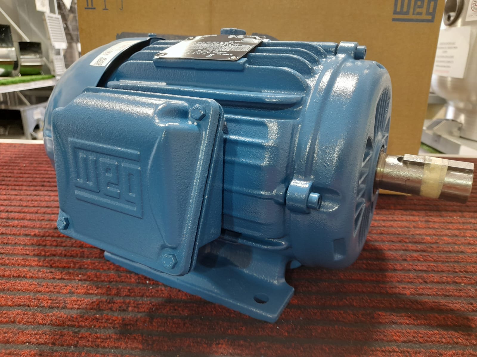 MOTOR WEG 4 HP, 4 P, 380 V | Extractores de aire