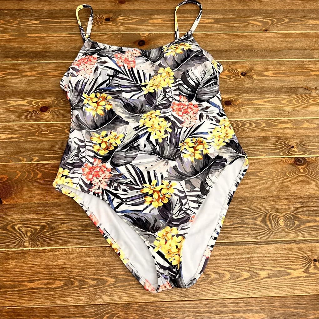 ROPA DE BAÑO BODY MUJER DISEÑO/COLOR ENTERO - HURLEY | Suma Isi