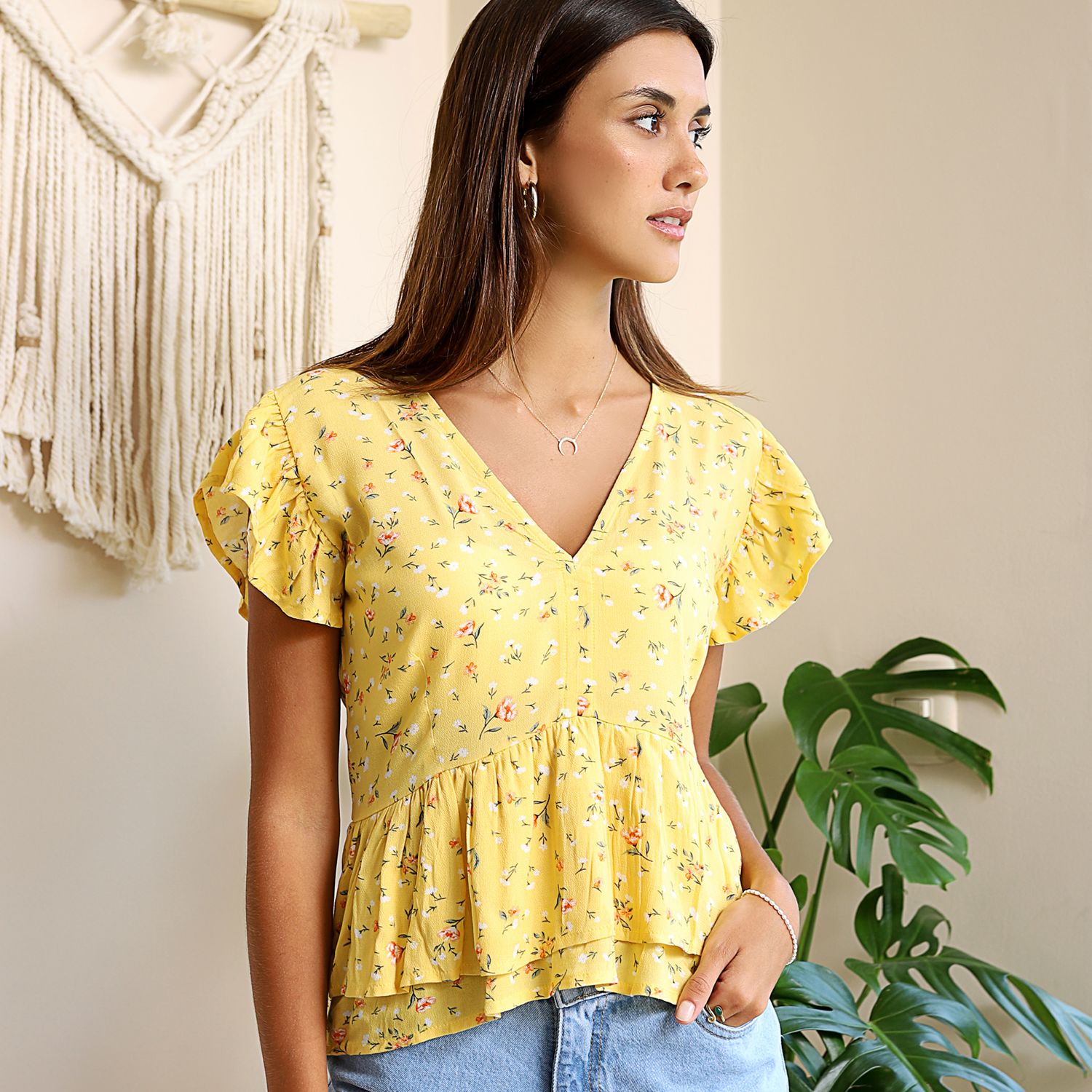 B. Cloe flores amarillo | Moshtienda