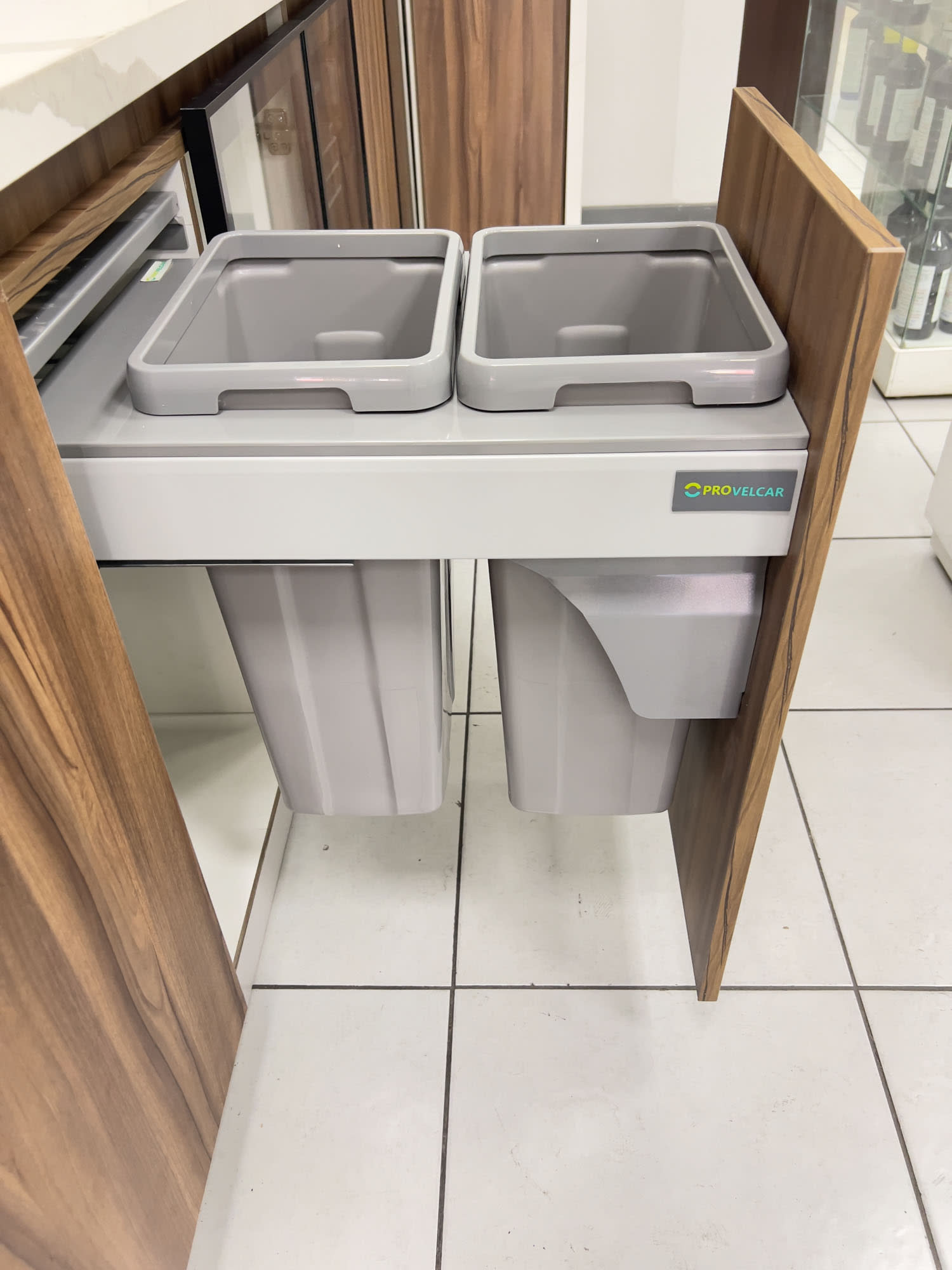 BASURERO DOBLE LATERAL METALICO | PROVELCAR Soluciones para Creativos ...