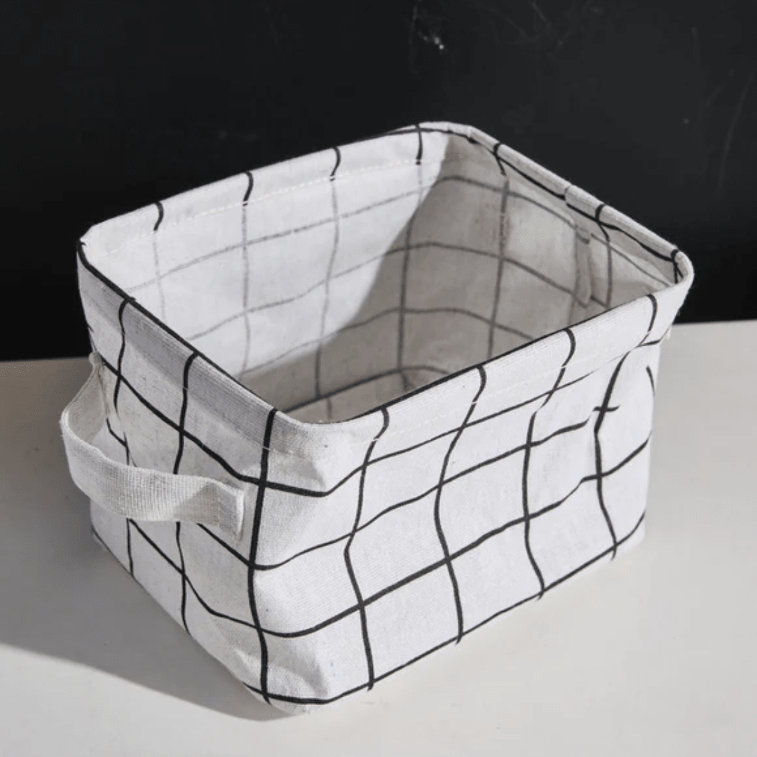 Canasta Checks | Claudia Riva