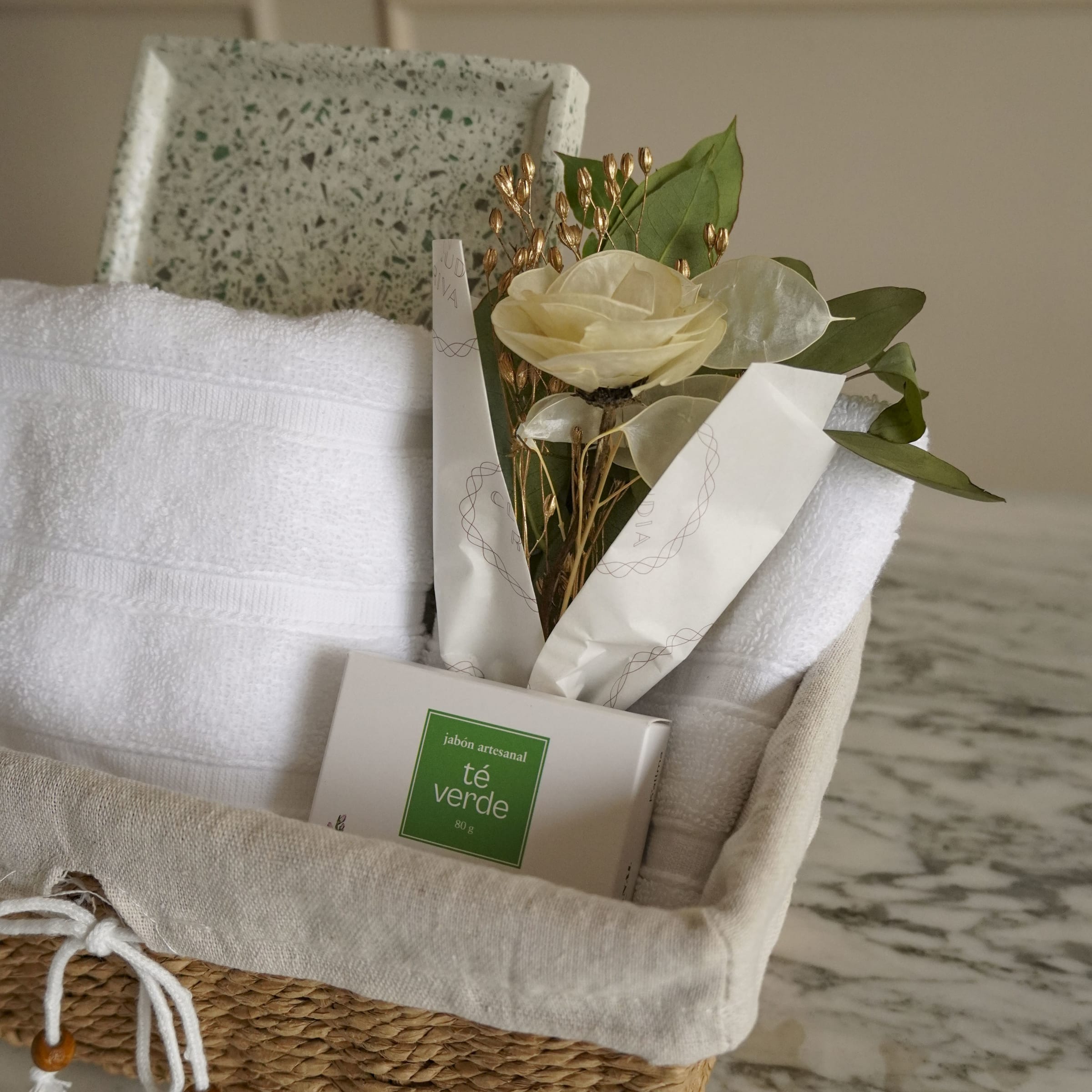 Terra Box | Claudia Riva