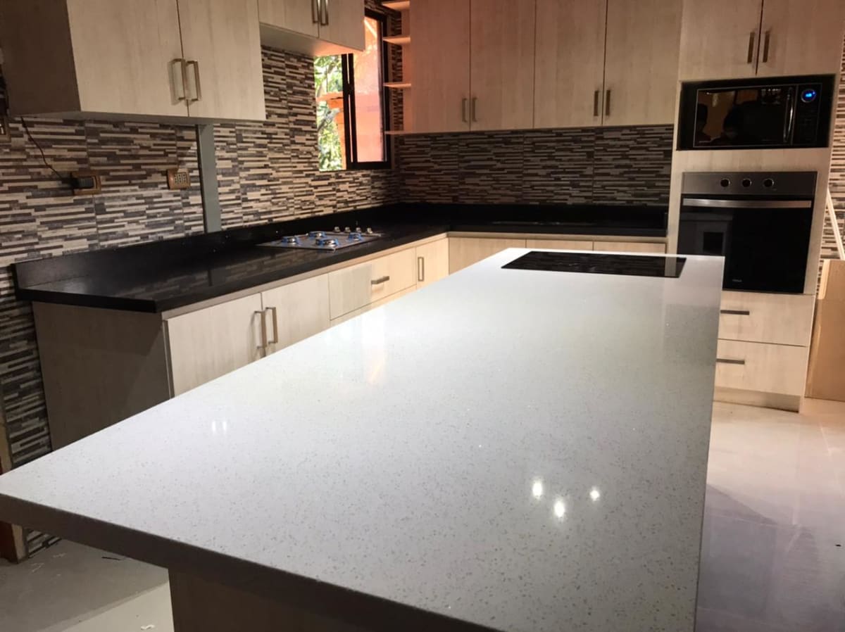 Cuarzo Blanco Estelar | Collado Marmoles