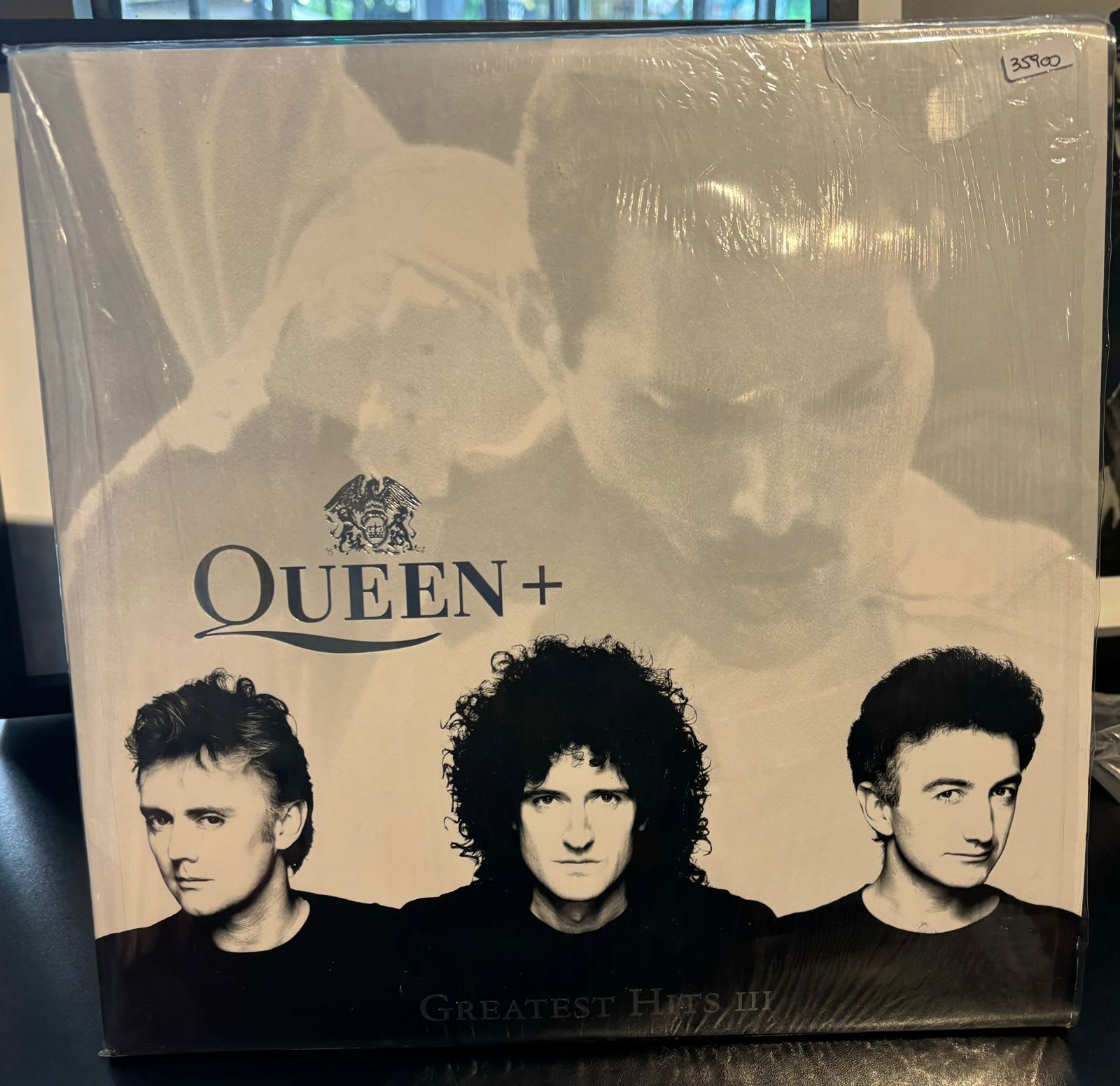 Queen - Greatest Hits 3 escuchado | Solo Vinilos