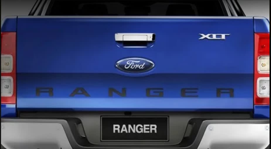 EMBLEMA ADHESIVO PORTALON FORD RANGER 2013-2019 | Comercial Autotrack