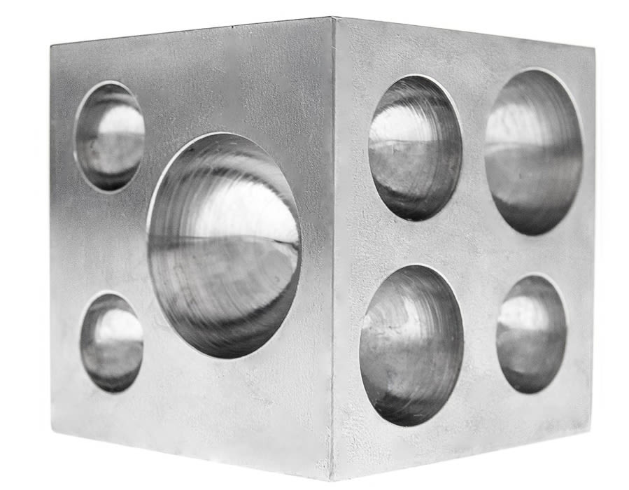 Dado Acero 2" x 2" 18 Cavidades (Unidad) | Mundo del Joyero
