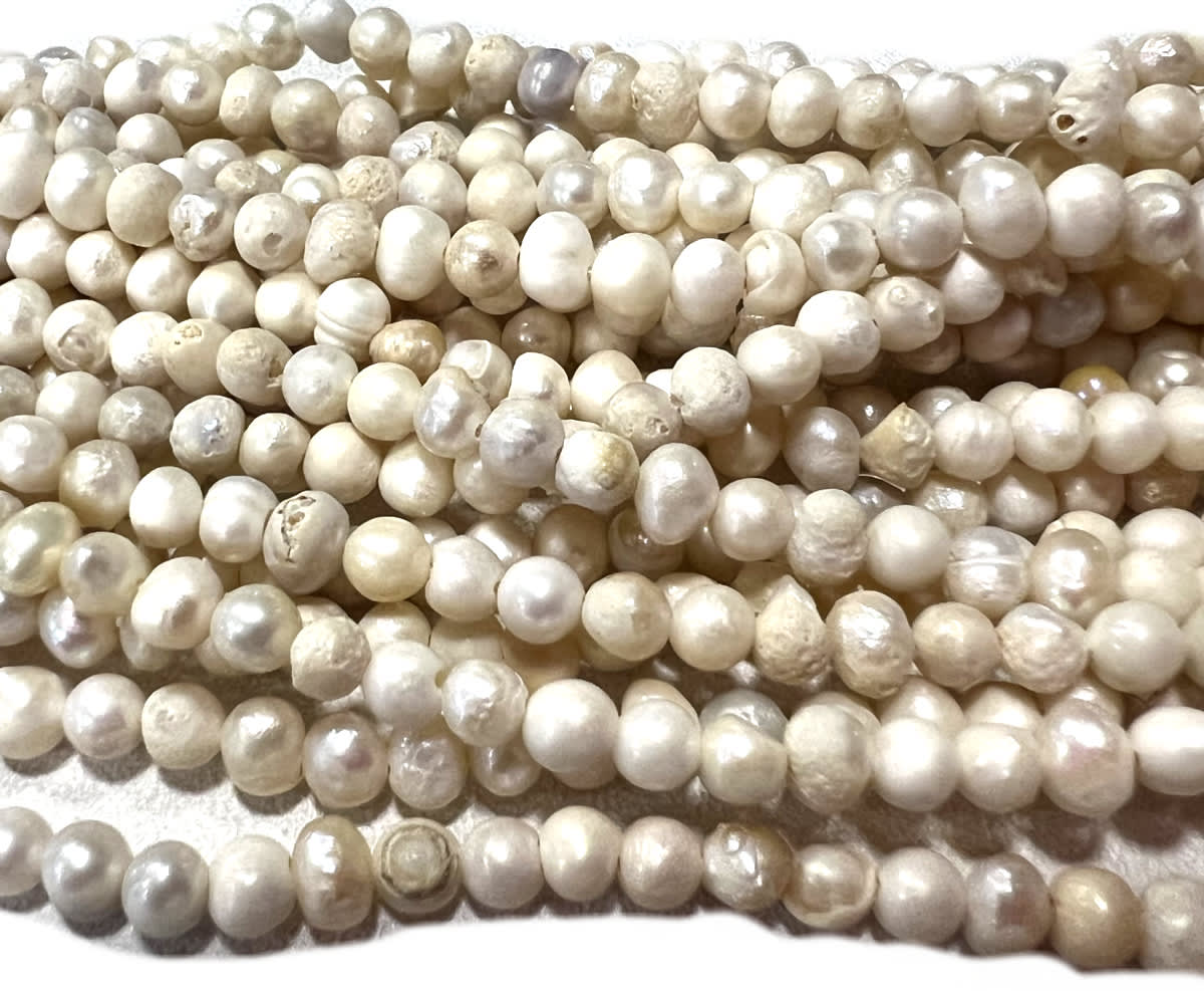 Perla Natural Potato Crema 3-4mm (Tira) | Mundo del Joyero