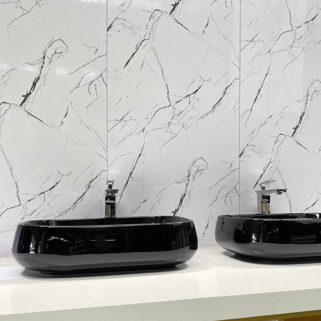 PANEL PVC TIPO MARMOL BLANCO VETAS NEGRAS | Bosque Interiorismo