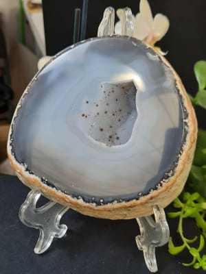 Calcedonias | Catarata: Cristales y Rocas