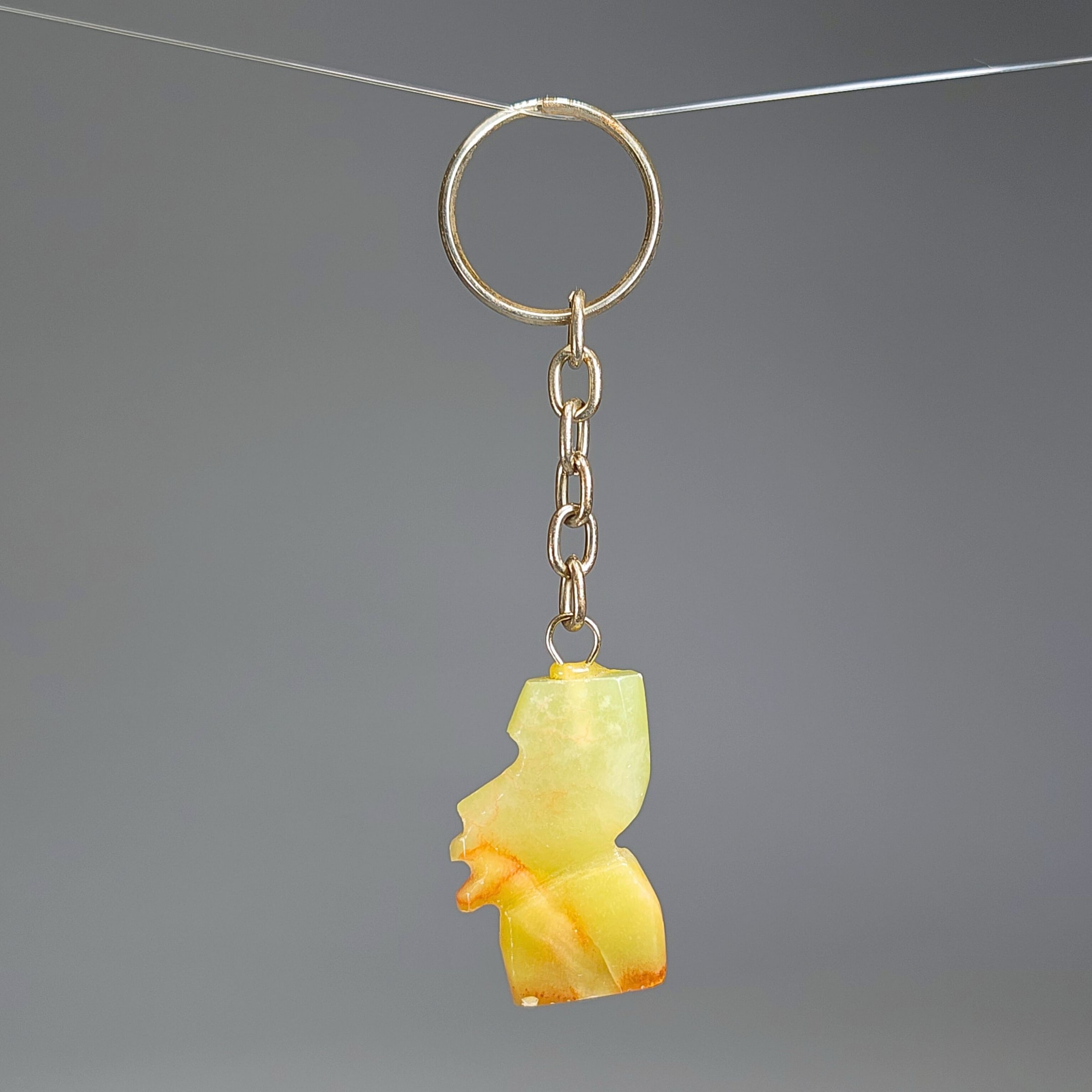 Llavero Moái De Ónix Amarillo | Catarata: Cristales y Rocas