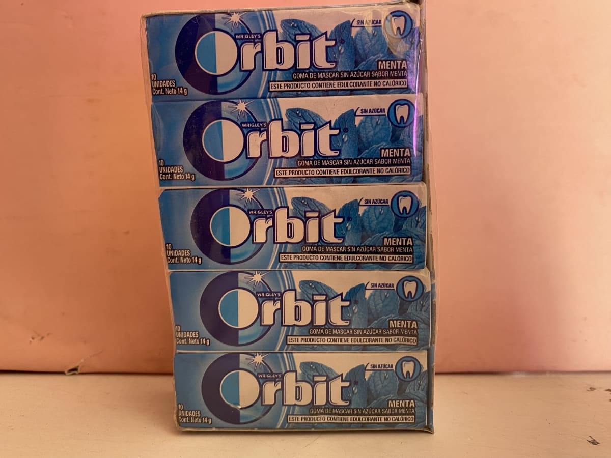 CHICLE ORBIT MENTA DISPLAY | Distribuidora El Rincón