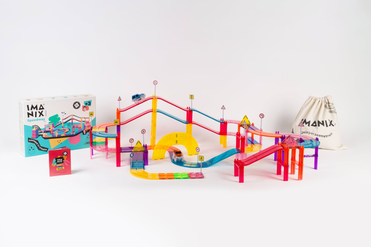 IMANIX PISTA DE CARRERAS 105 PIEZAS | Juguetería Little Toys Chile