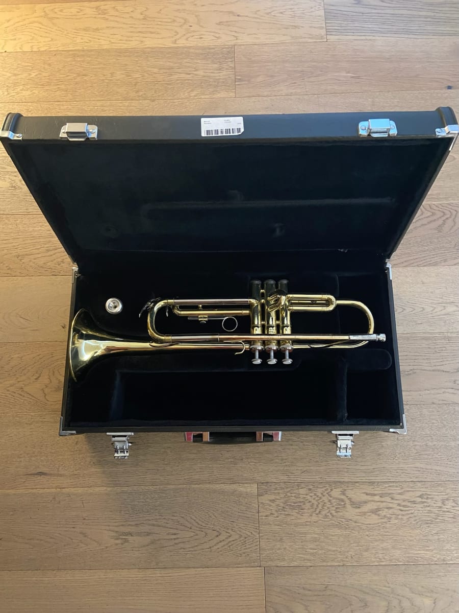 Trompeta Yamaha YTR-2320 (SKU:2105) | Instrumentos Chile