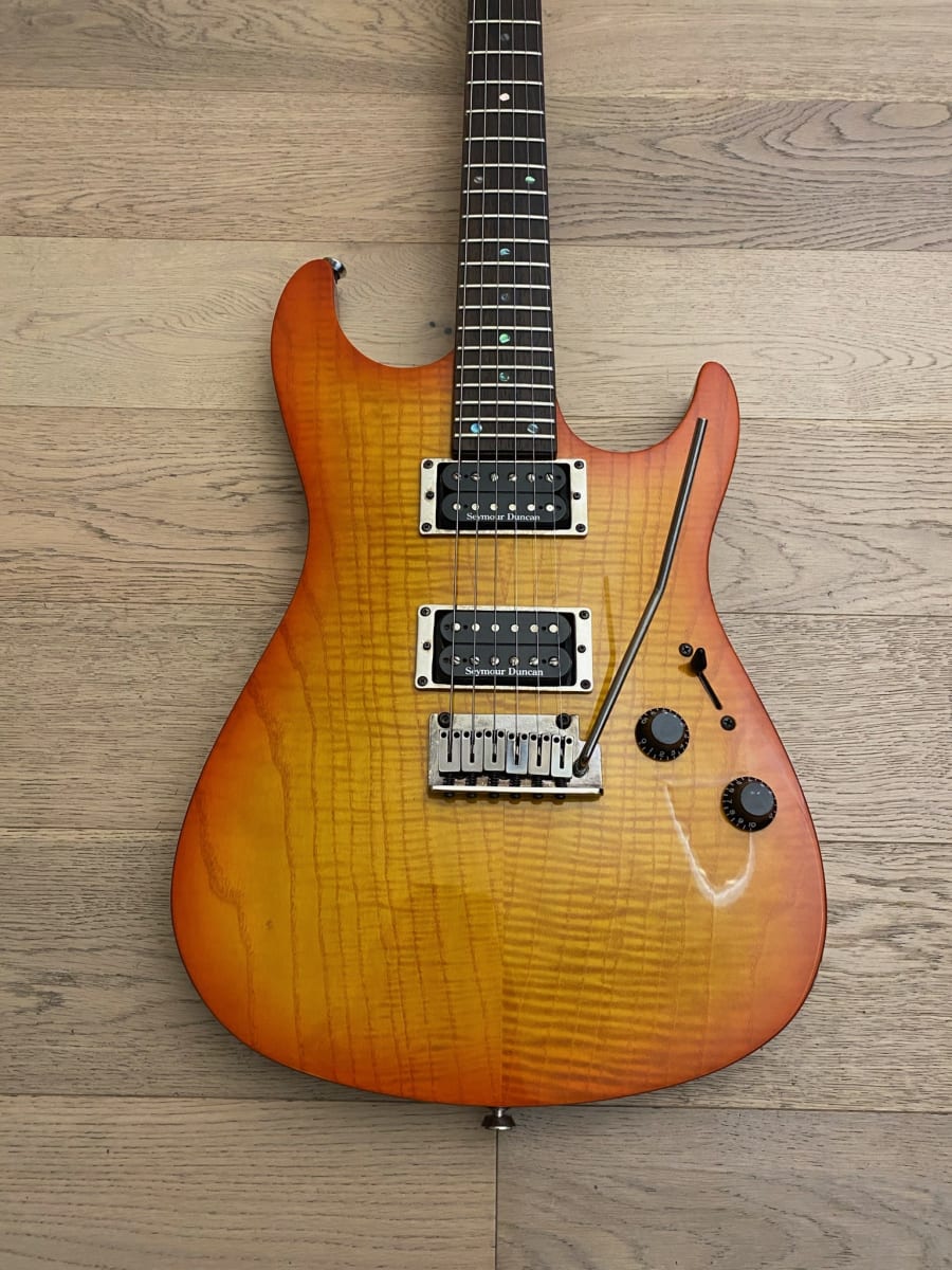 Fender Showmaster (SKU:1613) | Instrumentos Chile