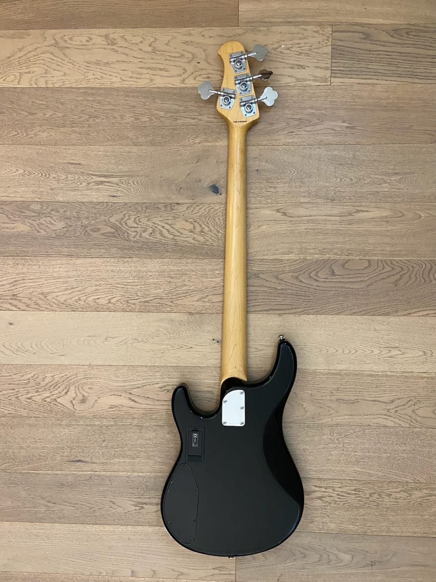 Bajo Electrico Sterling by Music Man SB4 (SKU:1901) | Instrumentos Chile