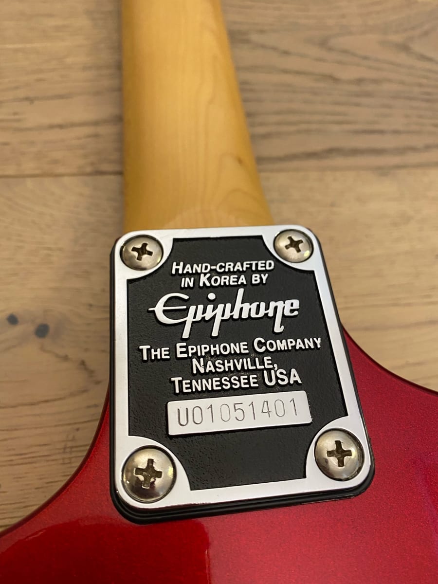 Guitarra eléctrica Epiphone Slasher (SKU:1570) | Instrumentos Chile