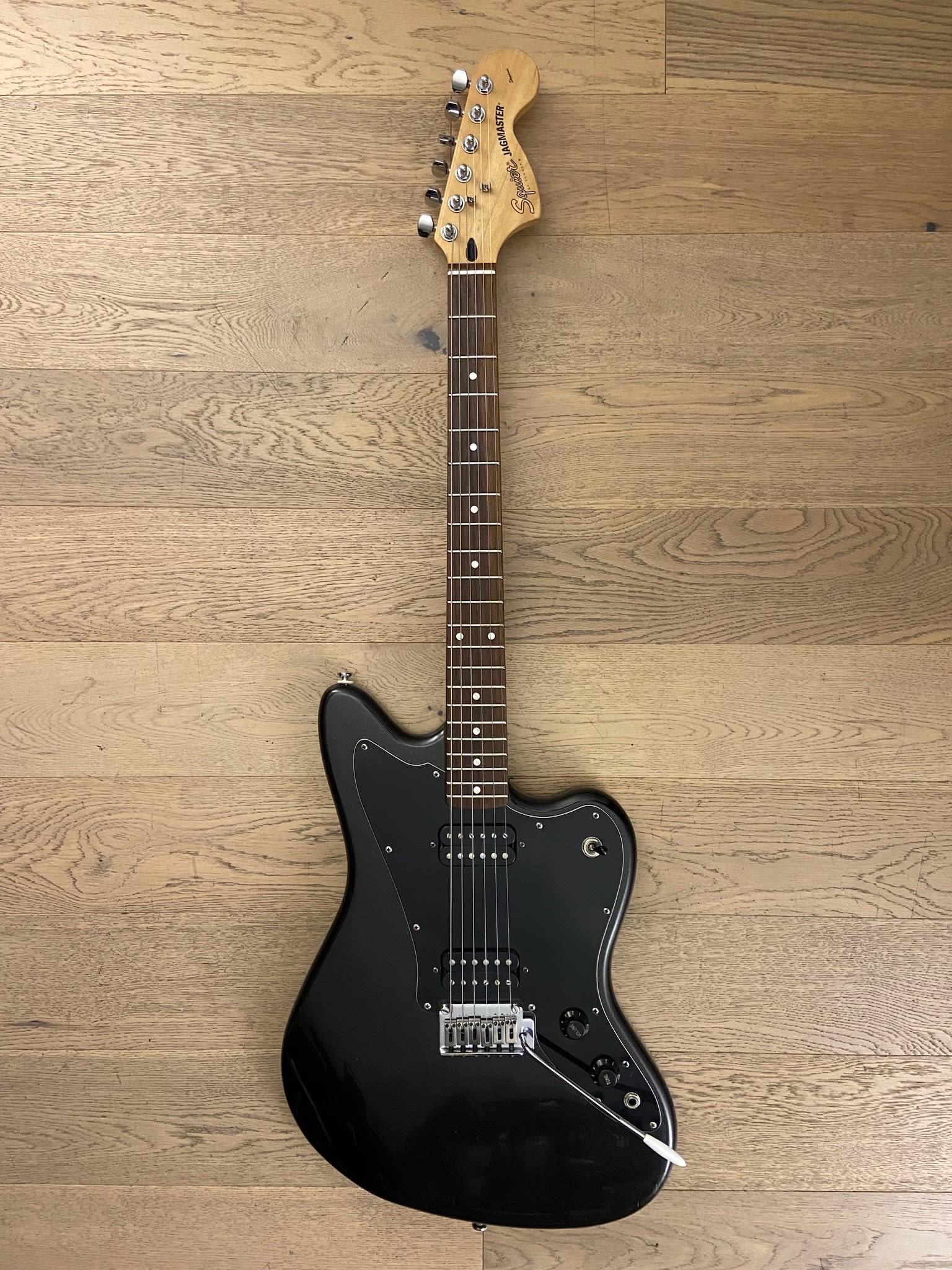 Guitarra Electrico Squier Jagmaster Standard (SKU:2457) | Instrumentos ...