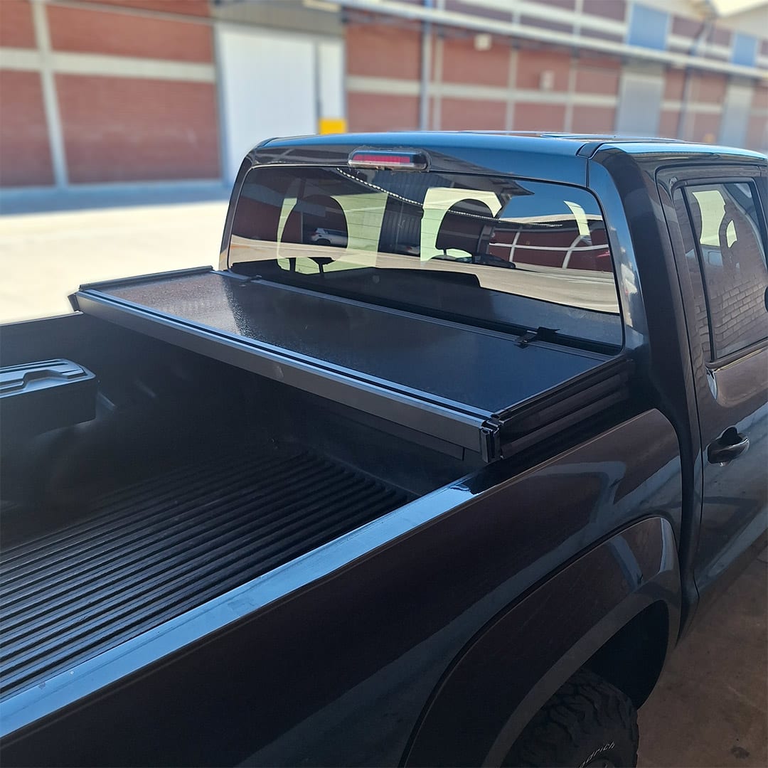 CUBRE PICK UP AMAROK CON LUCES INTERNAS | Comercial Globex