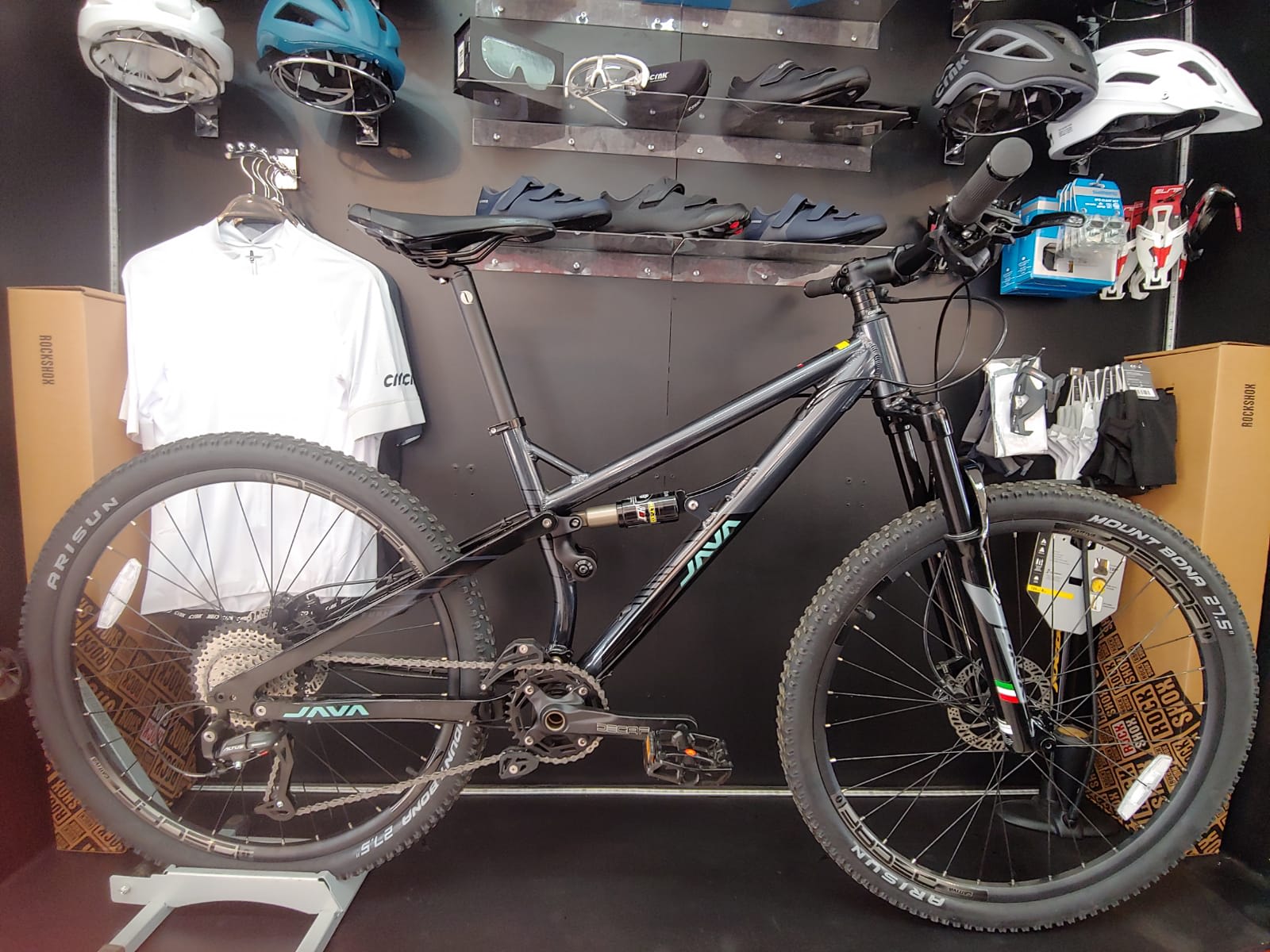 Furia Talla M - Exhibición | Java Bikes