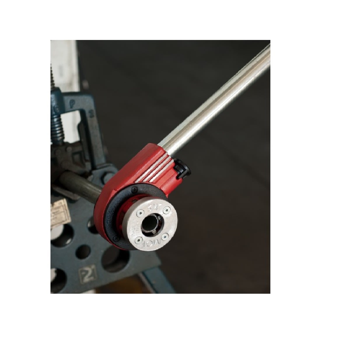 JUEGO TERRAJA PARA ROSCA MILIMETRICA SUPER EGO | Comercial Gyma