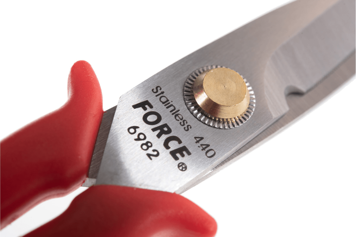 TIJERA ELECTRICISTA DE 145 MM MARCA FORCE | Comercial Gyma