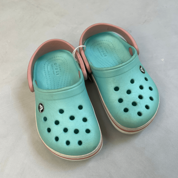 Chalas Crocs 24 2502029 | El closet de mis primos