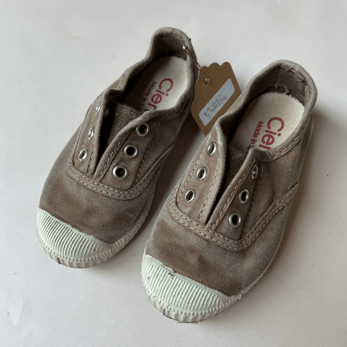 Zapatillas Cienta 24 23110592 | El closet de mis primos