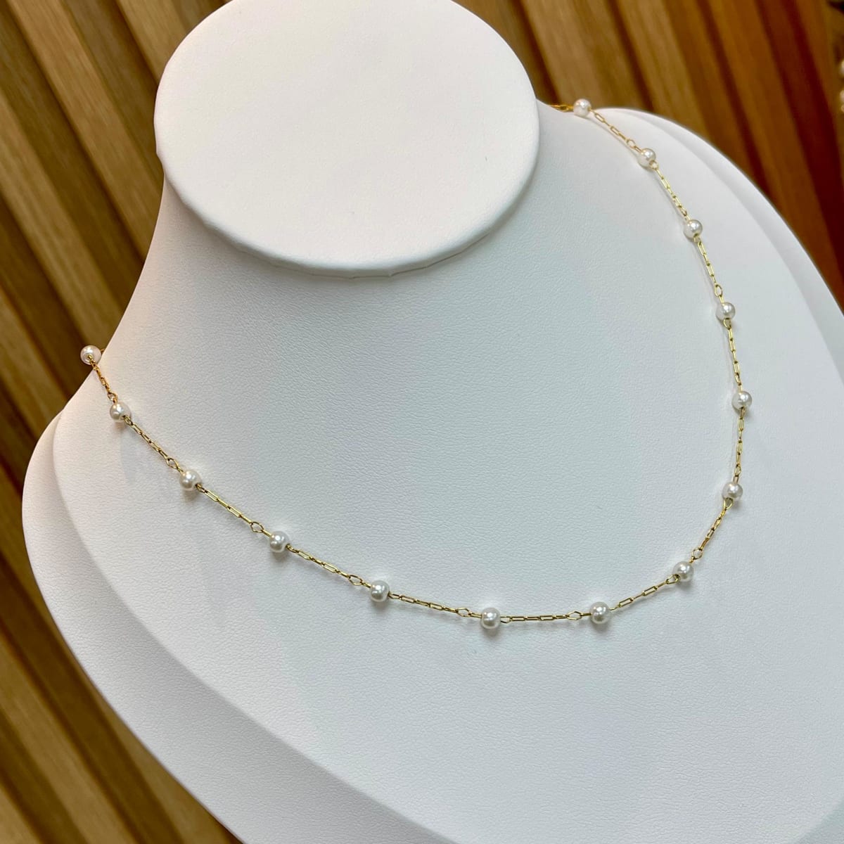 Collar con perlas sintéticas y cadena mini clip acero / unidad ...