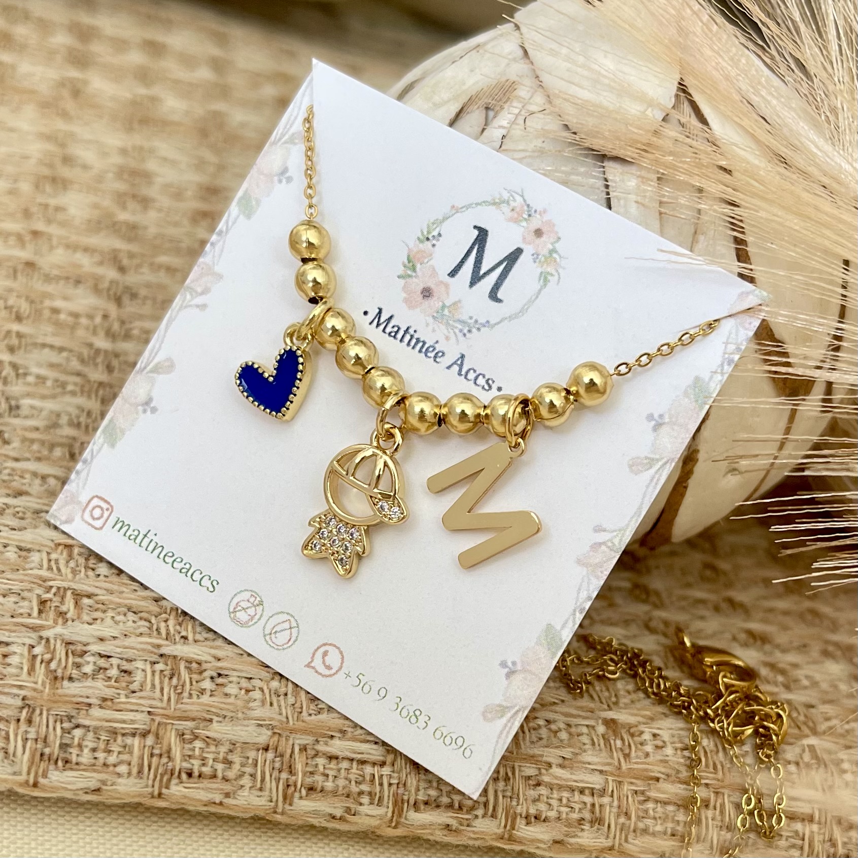 Collar con inicial letra niño hijo corazón para mamá / unidad | Matinée ...