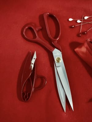 Tijera Profesional TITANIUM | Cordonería Chike Envios a Todo Chile!