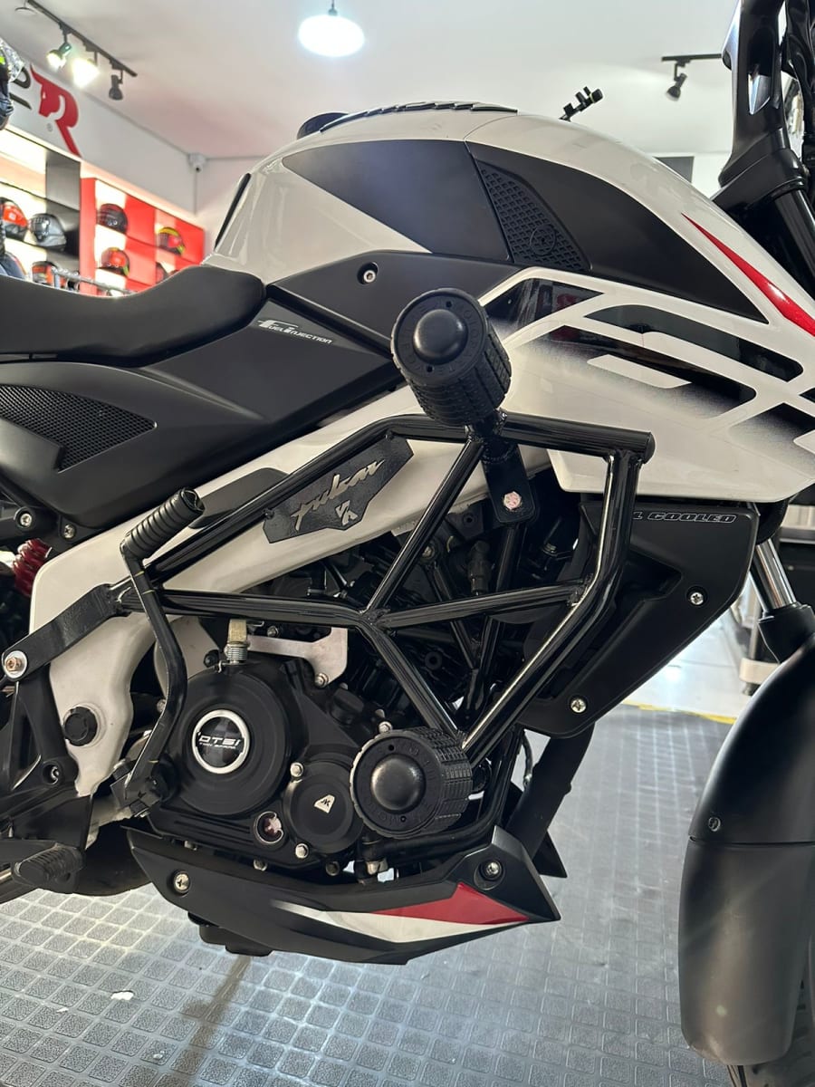 SLIDER PULSAR NS200 LUJO DT - KN | J2 RACING